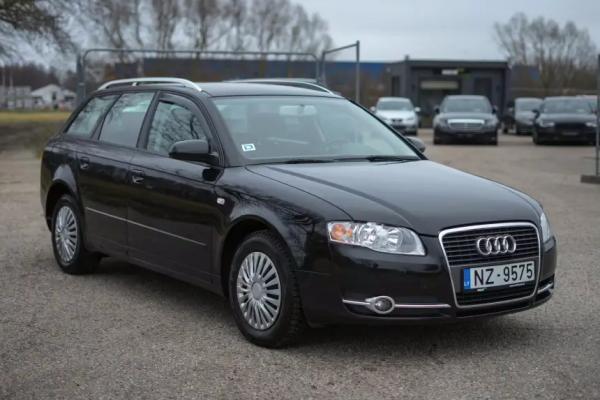 Black Audi A4 2006 in Liepaja, with an engine capacity of 2.00 L and mileage of 302 thousand km for 3800 €, photo 4 on AUTOMOTO.COM.LV