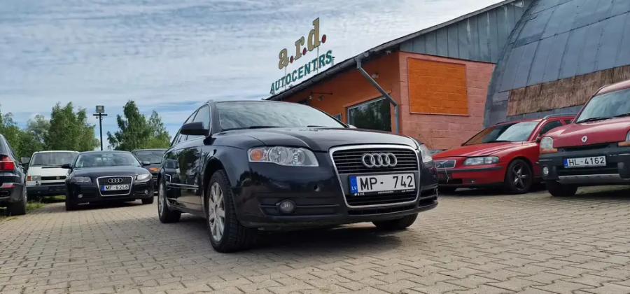 Melns Audi A4 2006 Valmiera, ar dzinēja tilpumu 1.90 L un nobraukumu 373 tūkst. km par 2100 €, foto 1 vietnē AUTOMOTO.COM.LV