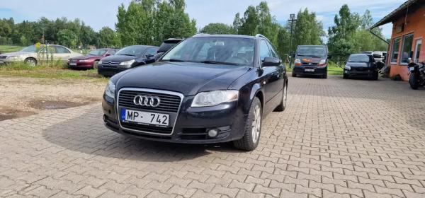 Melns Audi A4 2006 Valmiera, ar dzinēja tilpumu 1.90 L un nobraukumu 373 tūkst. km par 2100 €, foto 6 vietnē AUTOMOTO.COM.LV