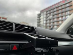 Black Audi A4 2006 in Riga, with an engine capacity of 2.00 L and mileage of 284 thousand km for 2990 €, photo 20 on AUTOMOTO.COM.LV