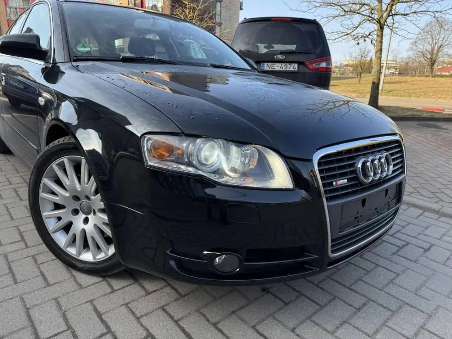 Black Audi A4 2006 in Riga, with an engine capacity of 3.00 L and mileage of 269 thousand km for 3490 €, photo 3 on AUTOMOTO.COM.LV