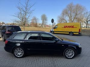 Black Audi A4 2006 in Riga, with an engine capacity of 3.00 L and mileage of 269 thousand km for 3490 €, photo 5 on AUTOMOTO.COM.LV