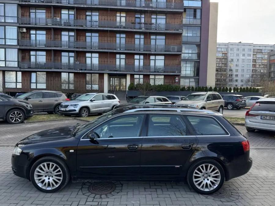 Black Audi A4 2006 in Riga, with an engine capacity of 3.00 L and mileage of 269 thousand km for 3490 €, photo 6 on AUTOMOTO.COM.LV