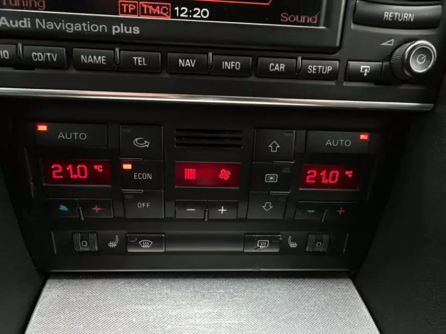 Melns Audi A4 2006 Rīga, ar dzinēja tilpumu 2.00 L un nobraukumu 362 tūkst. km par 2490 €, foto 15 vietnē AUTOMOTO.COM.LV