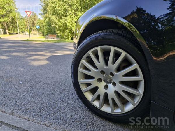 Черный Ауди А4 2006 в Рига, объемом двигателя 3.00 л и пробегом 430 тыс. км за 3500 €, фото 7 на AUTOMOTO.COM.LV