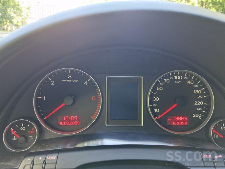 Black Audi A4 2006 in Riga, with an engine capacity of 3.00 L and mileage of 430 thousand km for 3500 €, photo 12 on AUTOMOTO.COM.LV