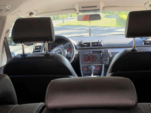 Black Audi A4 2006 in Kaunas, with an engine capacity of 3.00 L and mileage of 334 thousand km for 2600 €, photo 5 on AUTOMOTO.COM.LV