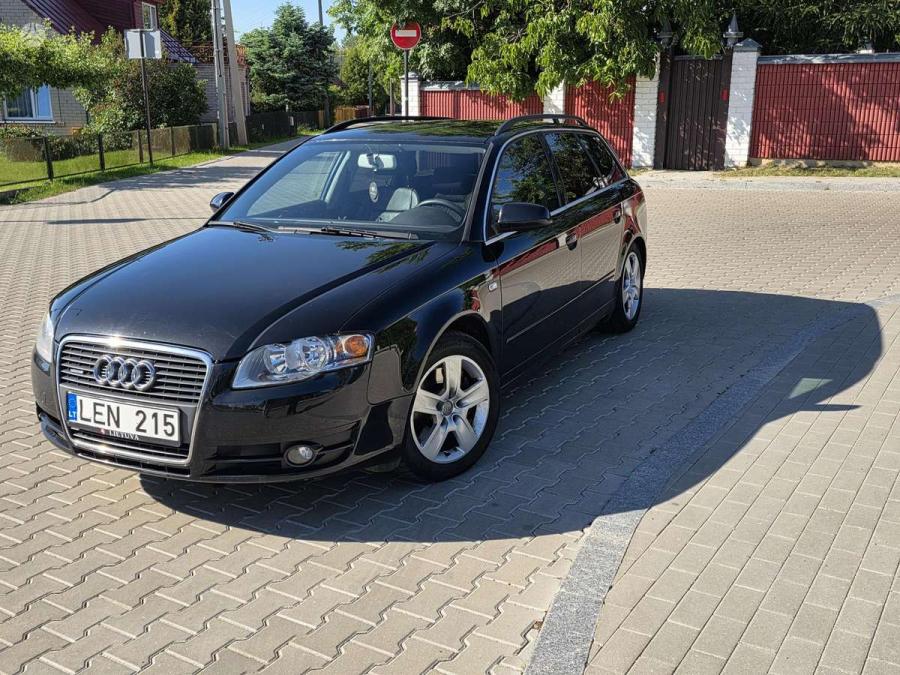 Черный Ауди А4 2006 в Каунас, объемом двигателя 3.00 л и пробегом 334 тыс. км за 2600 €, фото 13 на AUTOMOTO.COM.LV
