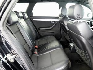 Black Audi A4 2006 in Tallinn, with an engine capacity of 3.00 L and mileage of 419 thousand km for 2699 €, photo 8 on AUTOMOTO.COM.LV