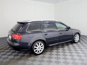 Black Audi A4 2006 in Tallinn, with an engine capacity of 3.00 L and mileage of 419 thousand km for 2699 €, photo 13 on AUTOMOTO.COM.LV