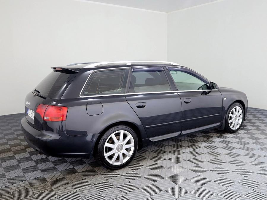 Black Audi A4 2006 in Tallinn, with an engine capacity of 3.00 L and mileage of 419 thousand km for 2699 €, photo 13 on AUTOMOTO.COM.LV