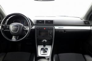 Black Audi A4 2006 in Tallinn, with an engine capacity of 3.00 L and mileage of 419 thousand km for 2699 €, photo 15 on AUTOMOTO.COM.LV