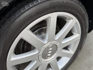 Black Audi A4 2006 in Vilnius, with an engine capacity of 2.00 L and mileage of 441 thousand km for 2840 €, photo 11 on AUTOMOTO.COM.LV