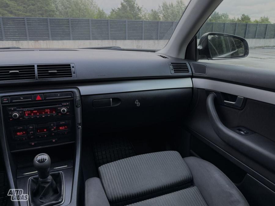 Black Audi A4 2006 in Vilnius, with an engine capacity of 2.00 L and mileage of 441 thousand km for 2840 €, photo 15 on AUTOMOTO.COM.LV