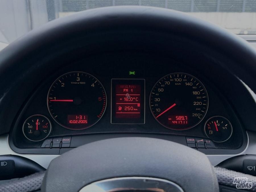 Black Audi A4 2006 in Vilnius, with an engine capacity of 2.00 L and mileage of 441 thousand km for 2840 €, photo 20 on AUTOMOTO.COM.LV