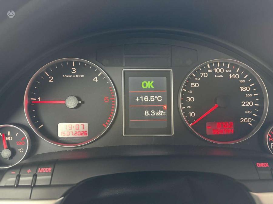 Melns Audi A4 2006 Kauņa, ar dzinēja tilpumu 1.97 L un nobraukumu 355 tūkst. km par 1749 €, foto 12 vietnē AUTOMOTO.COM.LV