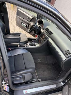 Melns Audi A4 2006 Kauņa, ar dzinēja tilpumu 1.97 L un nobraukumu 355 tūkst. km par 1749 €, foto 14 vietnē AUTOMOTO.COM.LV
