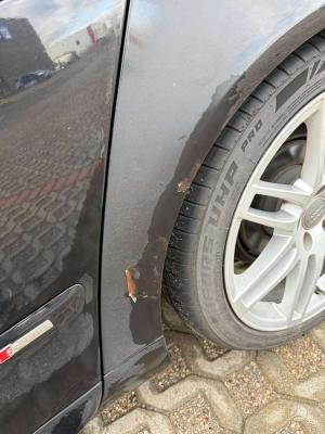 Melns Audi A4 2006 Kauņa, ar dzinēja tilpumu 1.97 L un nobraukumu 355 tūkst. km par 1749 €, foto 23 vietnē AUTOMOTO.COM.LV