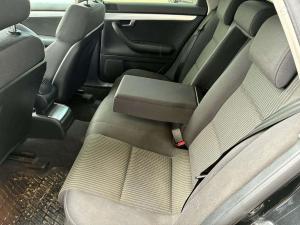 Melns Audi A4 2006 Viļņa, ar dzinēja tilpumu 2.00 L un nobraukumu 375 tūkst. km par 1750 €, foto 16 vietnē AUTOMOTO.COM.LV