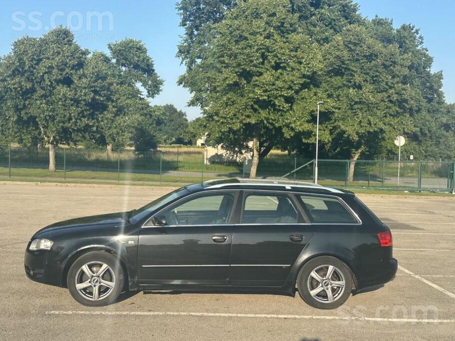Black Audi A4 2006 in Riga, with an engine capacity of 2.00 L and mileage of 329 thousand km for 1850 €, photo 4 on AUTOMOTO.COM.LV