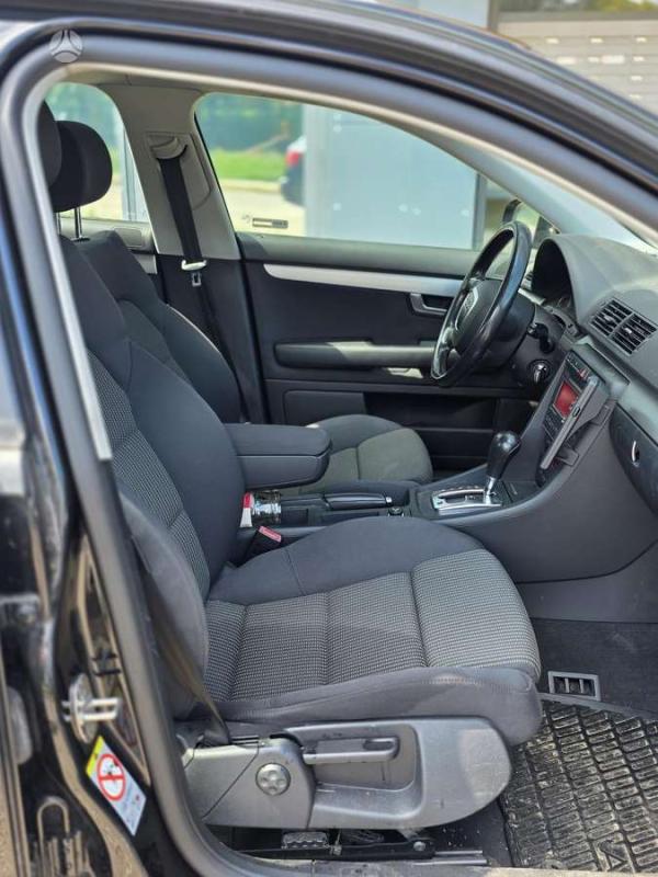 Melns Audi A4 2006 Viļņa, ar dzinēja tilpumu 1.99 L un nobraukumu 240 tūkst. km par 1000 €, foto 9 vietnē AUTOMOTO.COM.LV