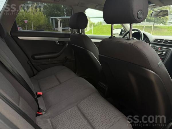 Melns Audi A4 2006 Rīga, ar dzinēja tilpumu 2.00 L un nobraukumu 362 tūkst. km par 1590 €, foto 9 vietnē AUTOMOTO.COM.LV