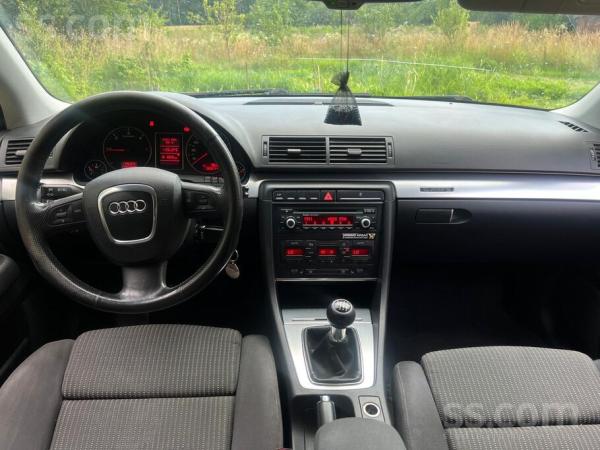 Melns Audi A4 2006 Rīga, ar dzinēja tilpumu 2.00 L un nobraukumu 390 tūkst. km par 1950 €, foto 8 vietnē AUTOMOTO.COM.LV