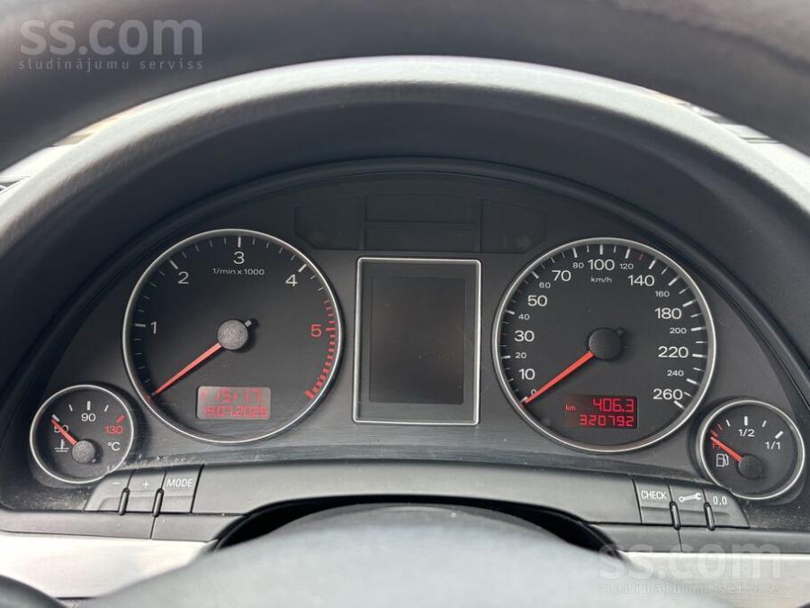 Black Audi A4 2006 in Daugavpils, with an engine capacity of 2.00 L and mileage of 321 thousand km for 1900 €, photo 12 on AUTOMOTO.COM.LV