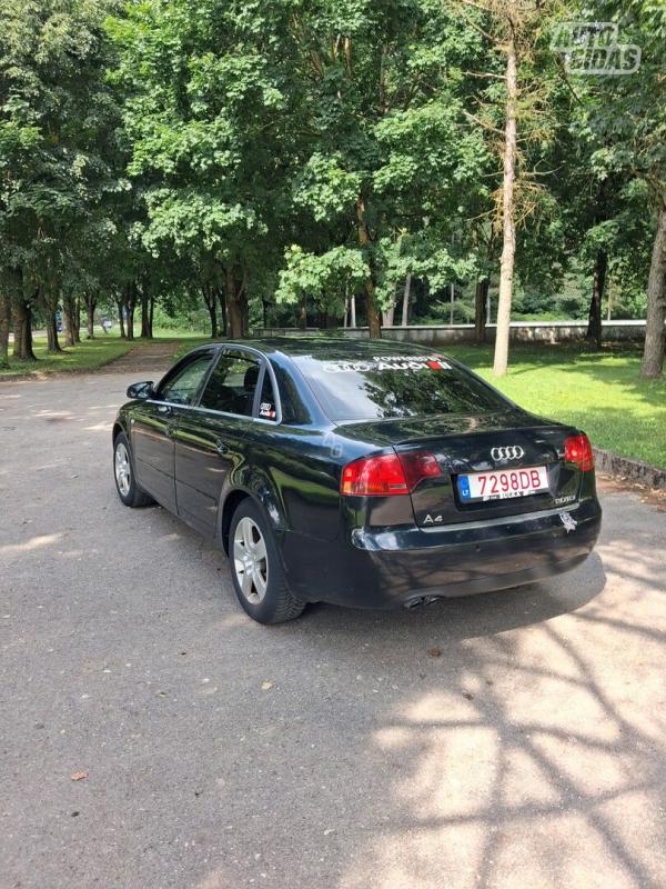 Melns Audi A4 2006 Viļņa, ar dzinēja tilpumu 2.00 L un nobraukumu 342 tūkst. km par 950 €, foto 4 vietnē AUTOMOTO.COM.LV