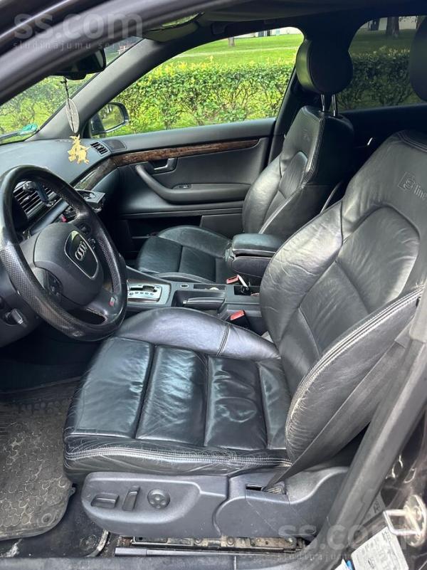 Black Audi A4 2006 in Riga, with an engine capacity of 2.00 L and mileage of 415 thousand km for 1400 €, photo 10 on AUTOMOTO.COM.LV