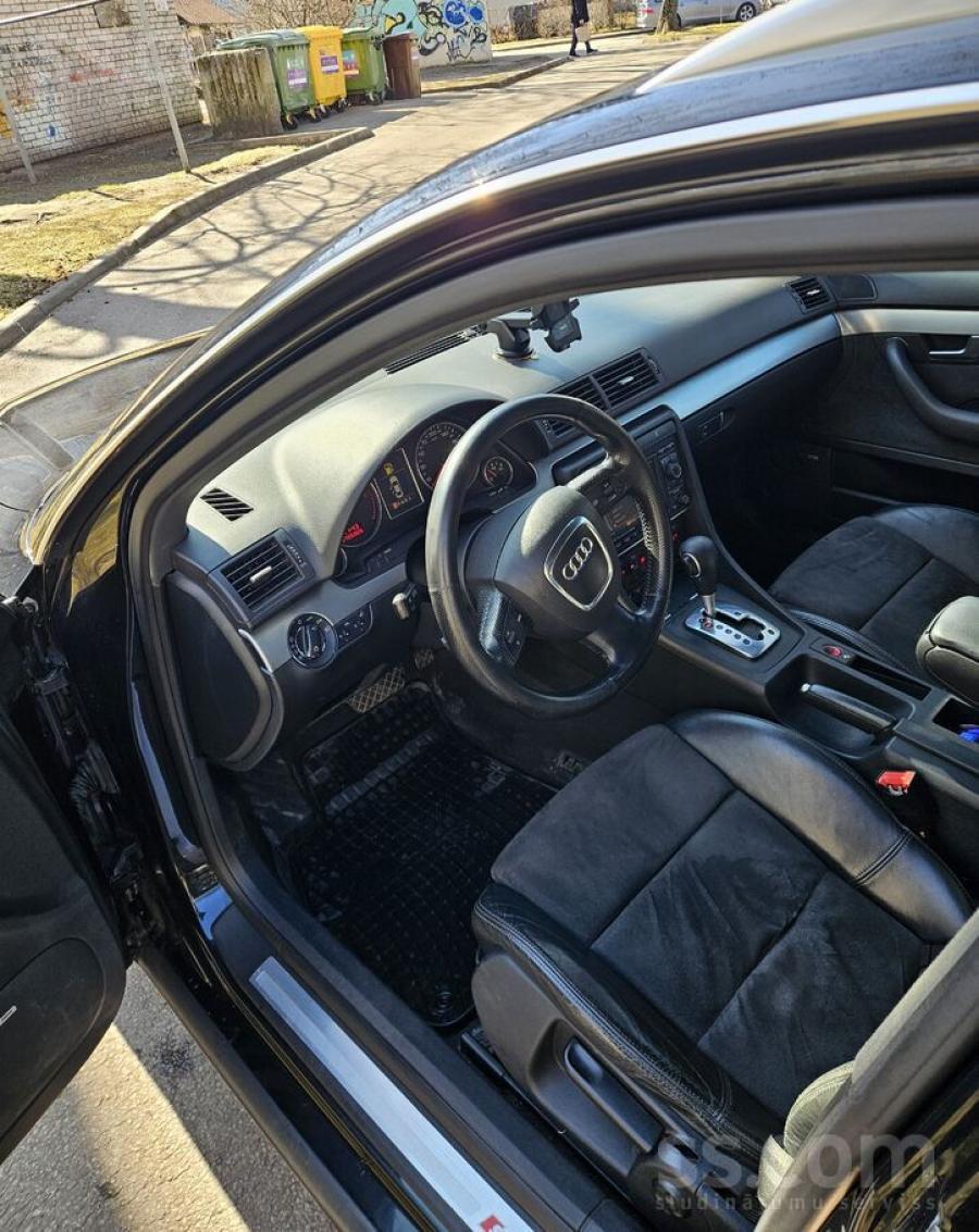 Black Audi A4 2006 in Riga, with an engine capacity of 2.00 L and mileage of 415 thousand km for 2390 €, photo 5 on AUTOMOTO.COM.LV