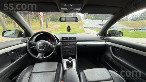 Black Audi A4 2006 in Daugavpils, with an engine capacity of 2.70 L and mileage of 275 thousand km for 3499 €, photo 8 on AUTOMOTO.COM.LV