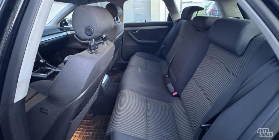 Black Audi A4 2006 in Kaunas, with an engine capacity of 2.00 L and mileage of 270 thousand km for 2300 €, photo 12 on AUTOMOTO.COM.LV