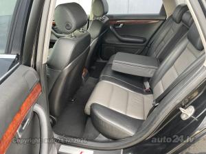 Melns Audi A4 2006 Tallina, ar dzinēja tilpumu 3.00 L un nobraukumu 276 tūkst. km par 4550 €, foto 14 vietnē AUTOMOTO.COM.LV
