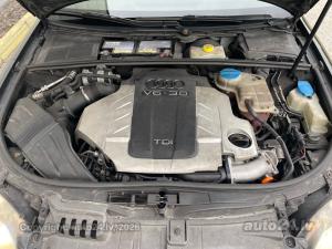 Melns Audi A4 2006 Tallina, ar dzinēja tilpumu 3.00 L un nobraukumu 276 tūkst. km par 4550 €, foto 15 vietnē AUTOMOTO.COM.LV