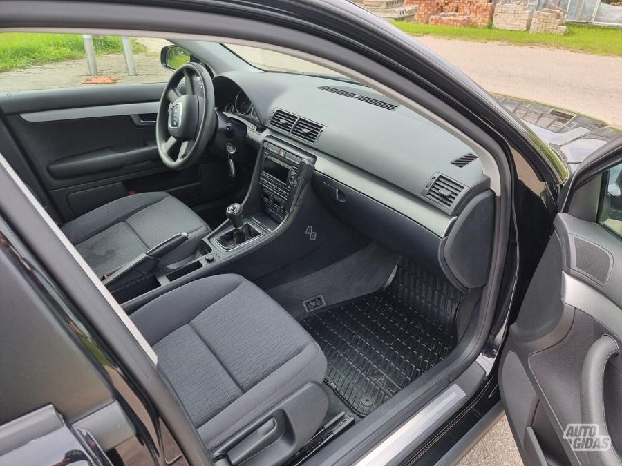 Melns Audi A4 2006 Alīta, ar dzinēja tilpumu 2.00 L un nobraukumu 272 tūkst. km par 2870 €, foto 11 vietnē AUTOMOTO.COM.LV