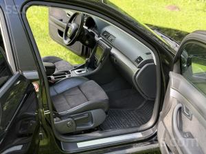 Black Audi A4 2006 in Jelgava, with an engine capacity of 3.00 L and mileage of 292 thousand km for 3299 €, photo 16 on AUTOMOTO.COM.LV