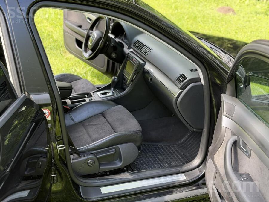 Black Audi A4 2006 in Jelgava, with an engine capacity of 3.00 L and mileage of 292 thousand km for 3299 €, photo 16 on AUTOMOTO.COM.LV