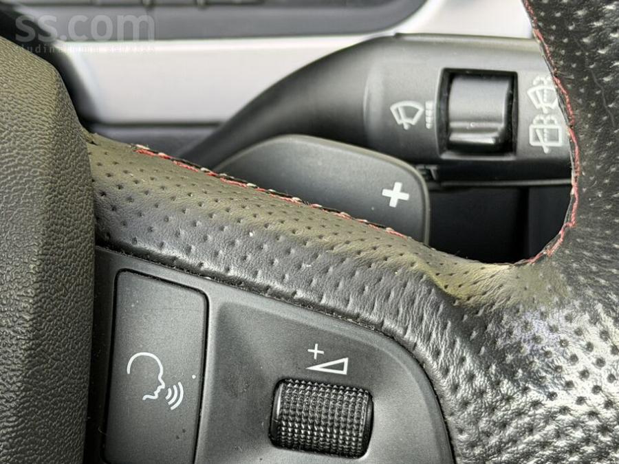 Black Audi A4 2006 in Jelgava, with an engine capacity of 3.00 L and mileage of 292 thousand km for 3299 €, photo 20 on AUTOMOTO.COM.LV