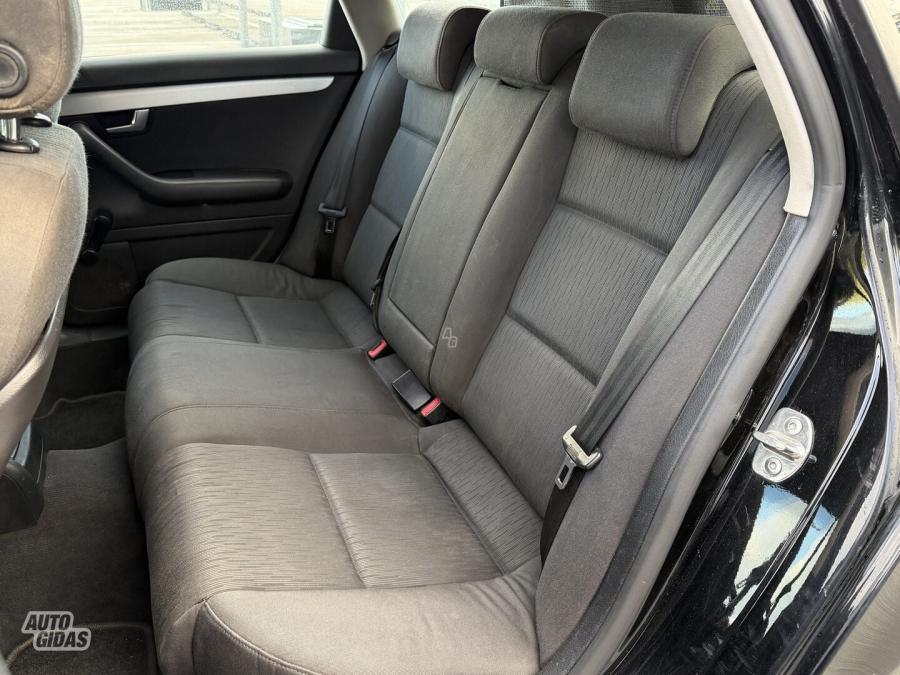Melns Audi A4 2006 Viļņa, ar dzinēja tilpumu 2.00 L un nobraukumu 340 tūkst. km par 2350 €, foto 17 vietnē AUTOMOTO.COM.LV