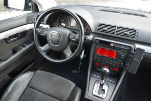 Black Audi A4 2006 in Vilnius, with an engine capacity of 2.00 L and mileage of 293 thousand km for 2750 €, photo 13 on AUTOMOTO.COM.LV