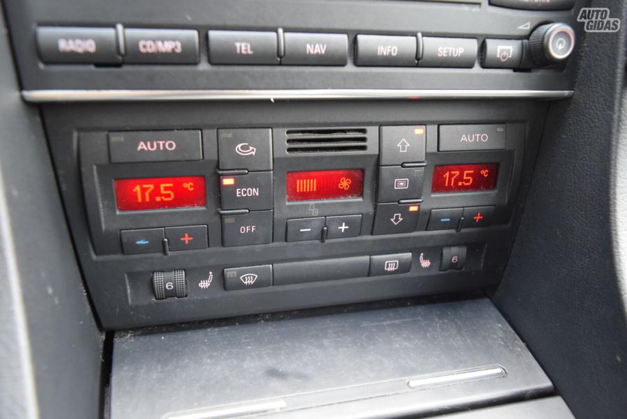 Black Audi A4 2006 in Vilnius, with an engine capacity of 2.00 L and mileage of 293 thousand km for 2750 €, photo 15 on AUTOMOTO.COM.LV
