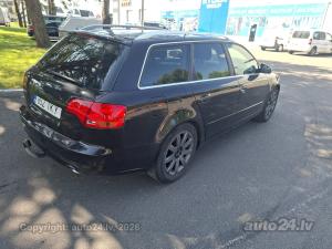 Melns Audi A4 2006 Pērnava, ar dzinēja tilpumu 3.00 L un nobraukumu 419 tūkst. km par 2400 €, foto 5 vietnē AUTOMOTO.COM.LV