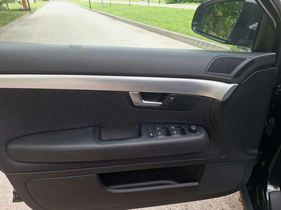 Black Audi A4 2006 in Jonava, with an engine capacity of 1.99 L and mileage of 310 thousand km for 2850 €, photo 15 on AUTOMOTO.COM.LV