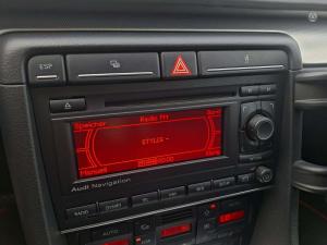 Black Audi A4 2006 in Jonava, with an engine capacity of 1.99 L and mileage of 310 thousand km for 2850 €, photo 18 on AUTOMOTO.COM.LV