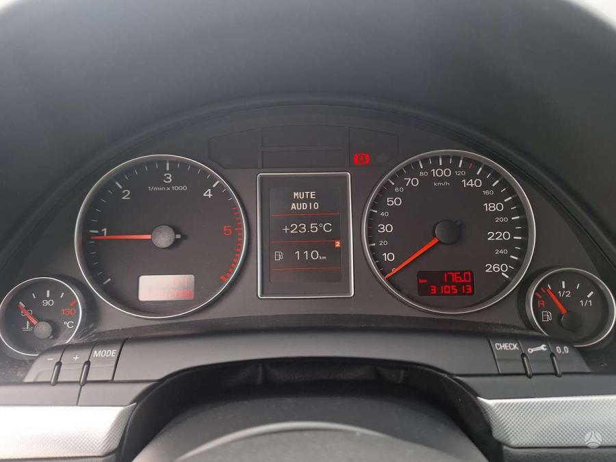 Black Audi A4 2006 in Jonava, with an engine capacity of 1.99 L and mileage of 310 thousand km for 2850 €, photo 21 on AUTOMOTO.COM.LV
