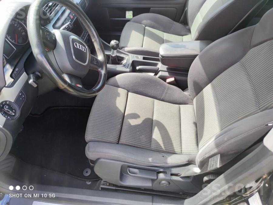 Black Audi A4 2006 in Riga, with an engine capacity of 2.70 L and mileage of 387 thousand km for 2400 €, photo 1 on AUTOMOTO.COM.LV