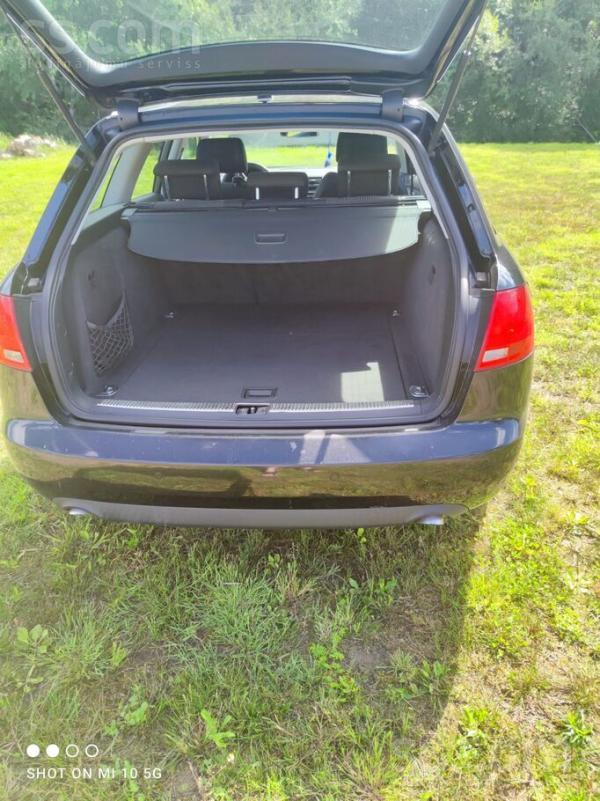 Melns Audi A4 2006 Rīga, ar dzinēja tilpumu 2.70 L un nobraukumu 387 tūkst. km par 2400 €, foto 2 vietnē AUTOMOTO.COM.LV