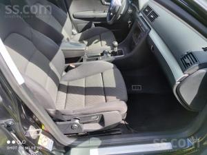 Black Audi A4 2006 in Riga, with an engine capacity of 2.70 L and mileage of 387 thousand km for 2400 €, photo 9 on AUTOMOTO.COM.LV