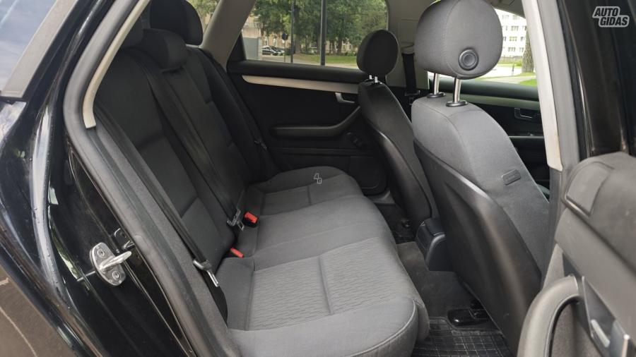 Black Audi A4 2006 in Alytus, with an engine capacity of 2.00 L and mileage of 402 thousand km for 2400 €, photo 10 on AUTOMOTO.COM.LV